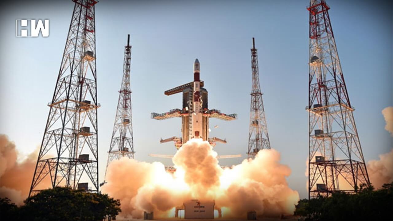 Big feat for ISRO: Chandrayaan 2 successfully enters moon’s orbit - HW ...