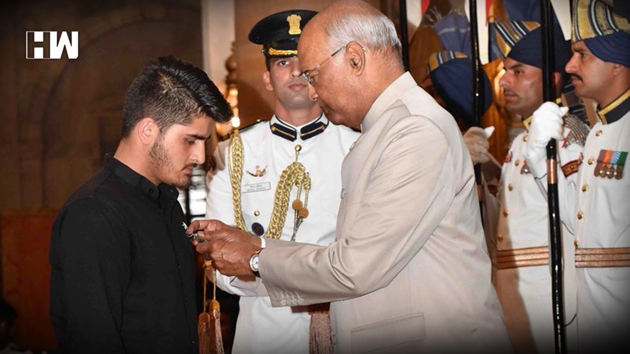 J&K teenager Irfan Sheikh gets Shaurya Chakra for foiling terror attack ...