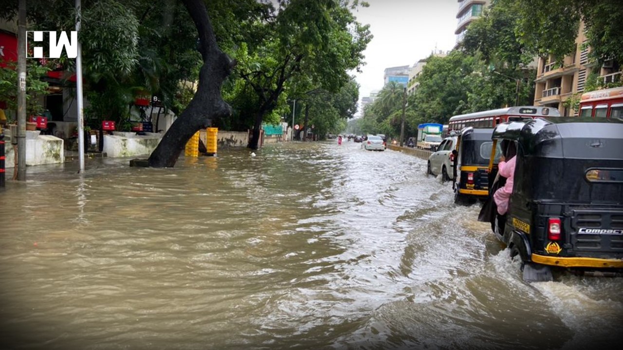 Maximum City, Maximum Waterlogging: Incessant Rains Bring Mumbai To Halt - HW News English