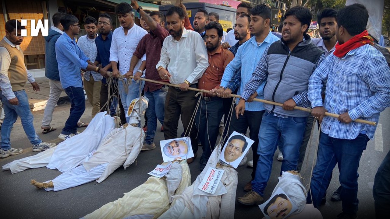 Internet Ban and Curfew now in Assam, Army on standby as protesters ...