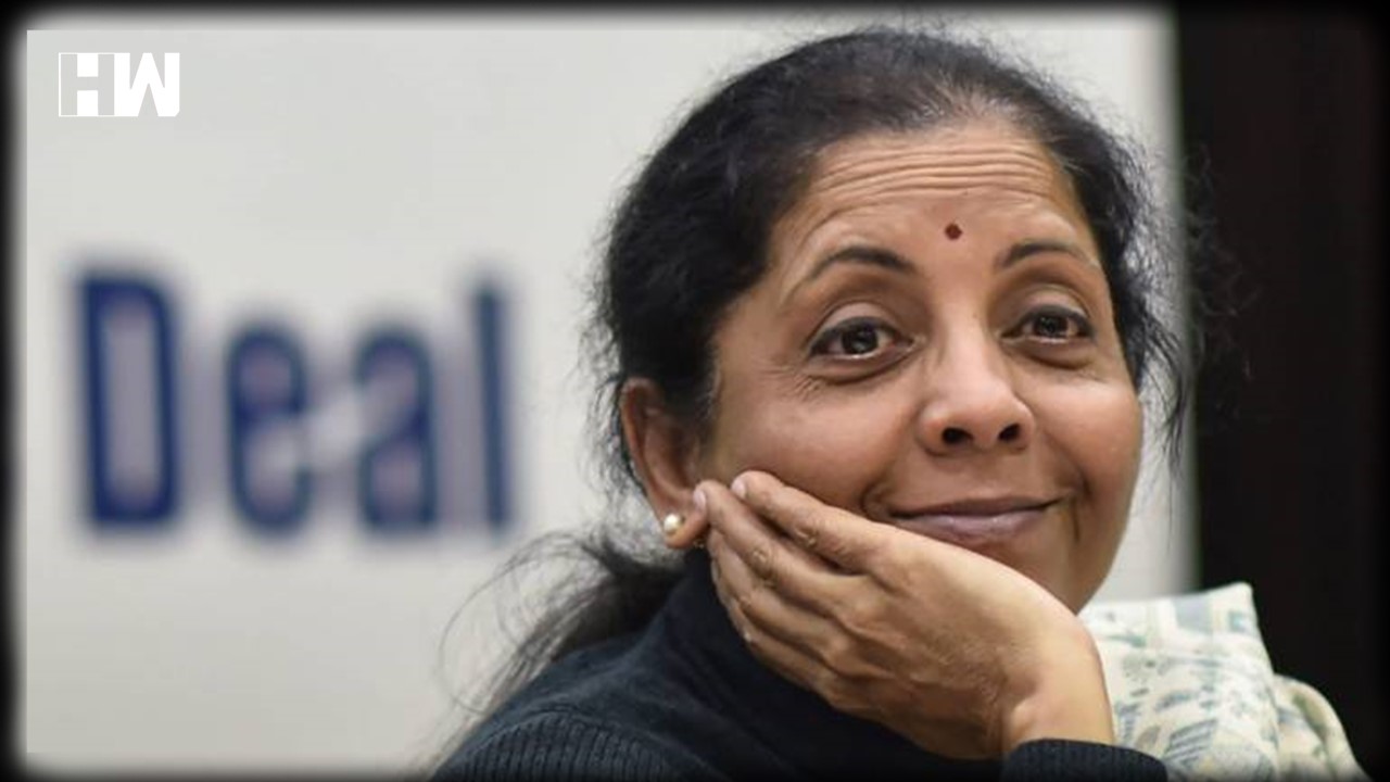 FM Sitharaman Smiles Her Way Out When Asked About Fuel Prices - HW News ...