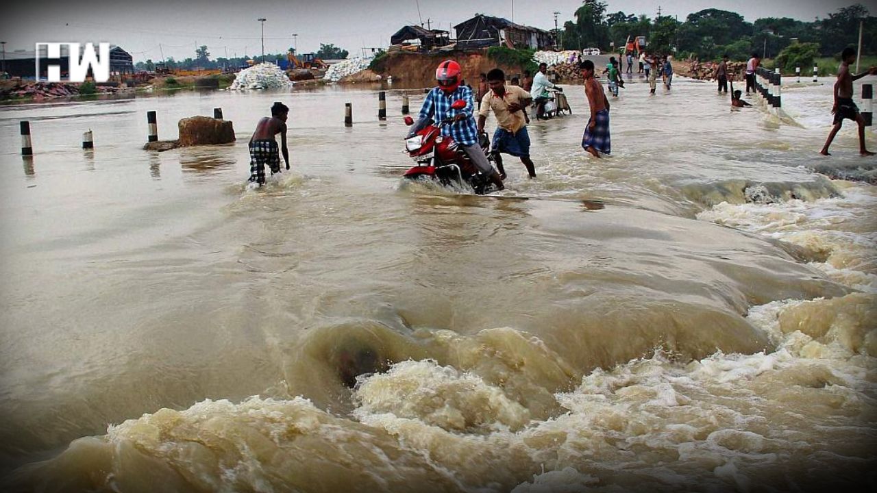 UP: Disaster Relief Officials Continue Rescue Ops In Flood-Hit ...