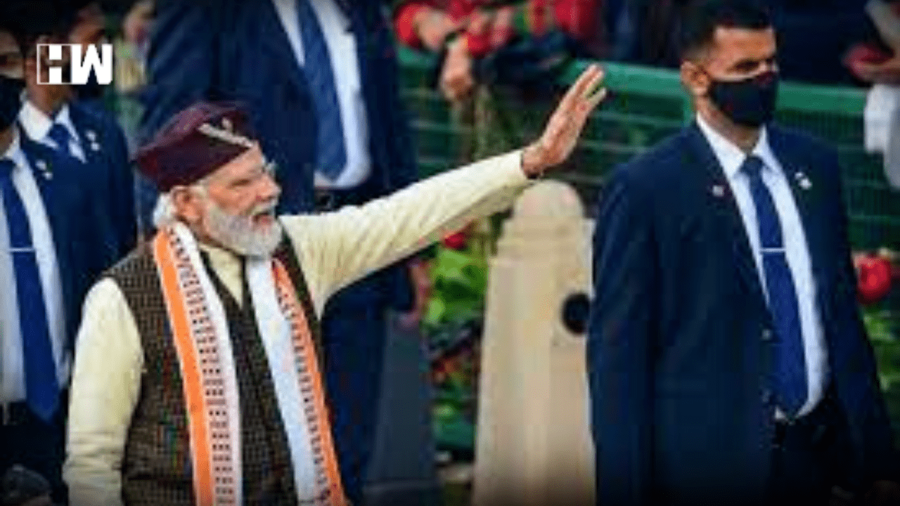 Uttarkhand: CM Gifts PM Modi A Traditional Cap Carved With Brahma Kamal ...