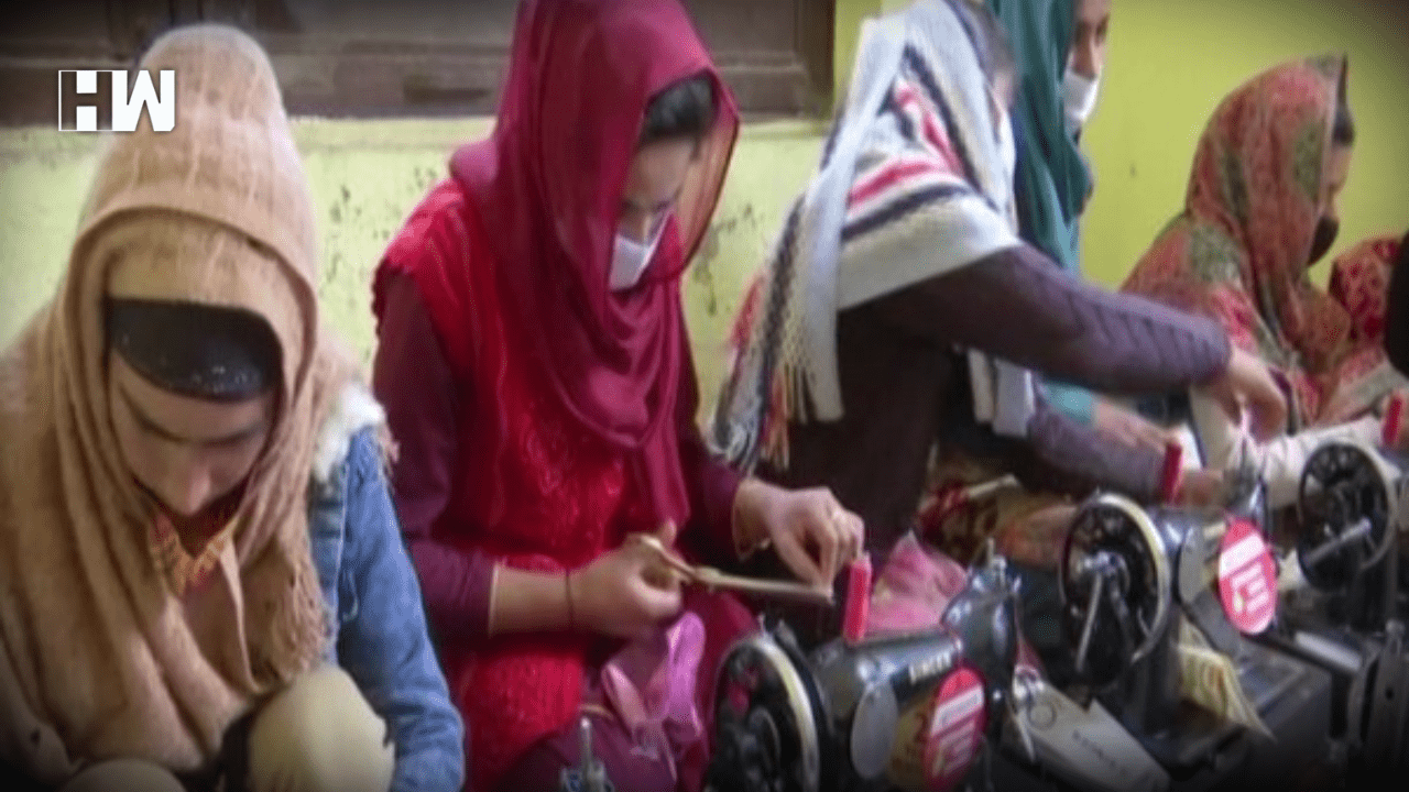 Jammu And Kashmir: Army Sets Up Skill Development Center For Women - HW News English