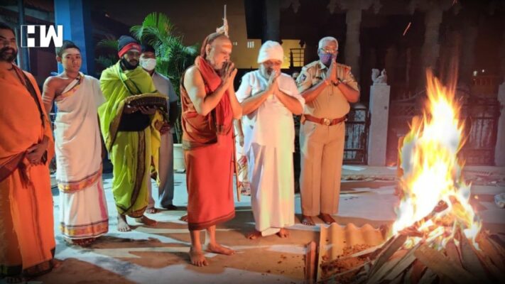 Andhra Pradesh: Sankranti Celebrations Kick Off With 'Bhogi' - HW News ...