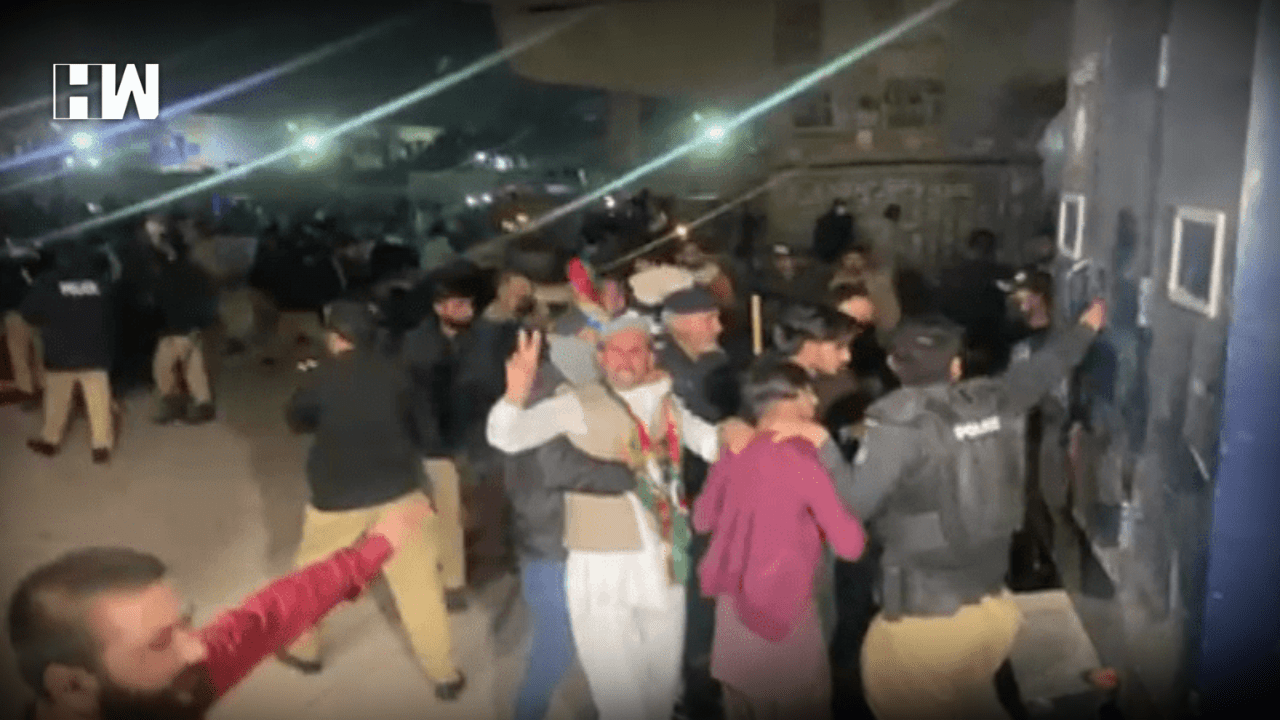 Pakistan: Political Parties Protest In Karachi Over Recounting Of Votes ...