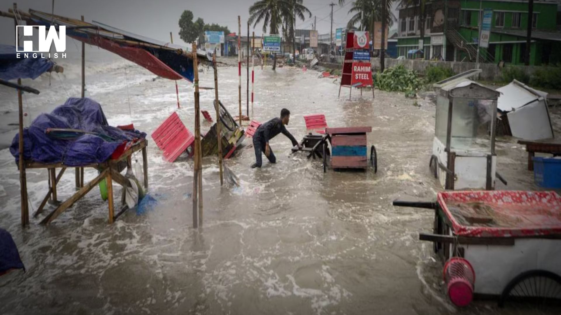 Cyclone Remal Triggers Flooding In Various Kolkata Areas - HW News English