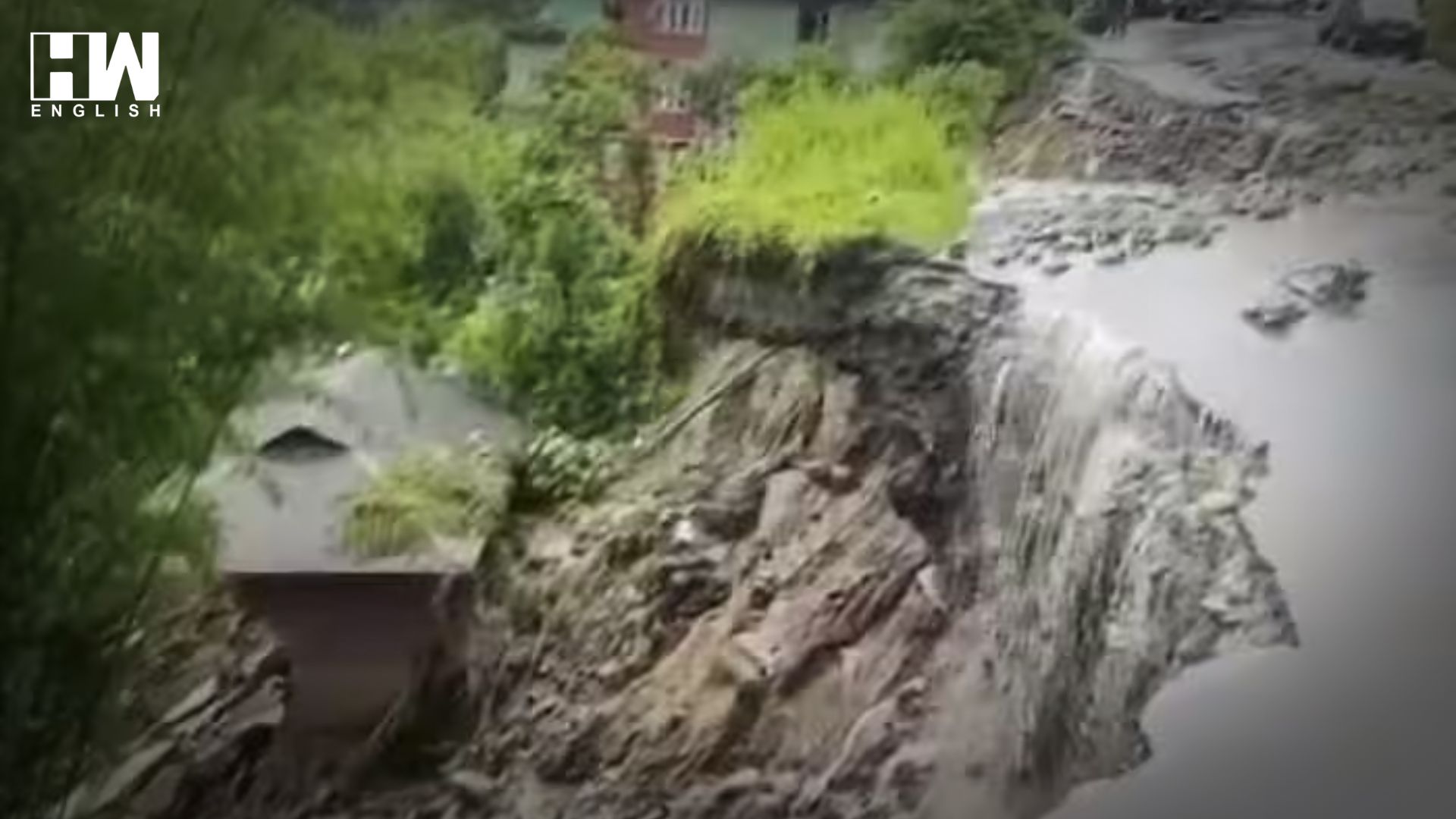 Boulder Kills One In Taxi During Sikkim Landslide - HW News English