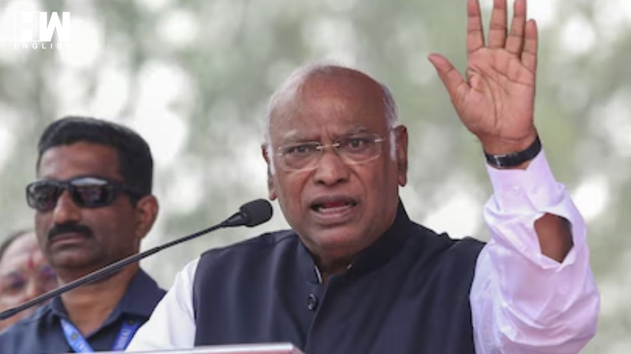 PM Modi, BJP Targeting Gandhi Family: Mallikarjun Kharge - HW News English